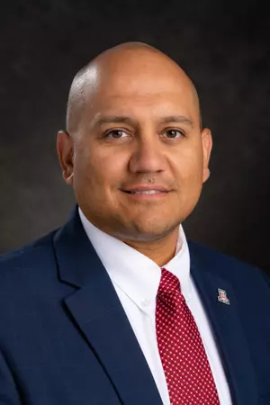 Mario Calderon | UA Science | Physics